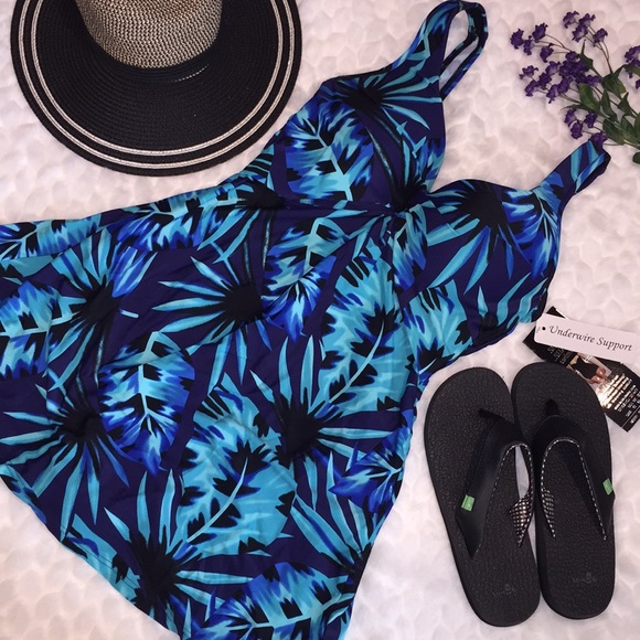 Shore Shapes | Swim | Shore Shapes Blue Palm Underwire Swim Dress Suit ...